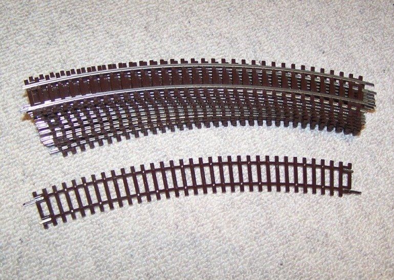 RocoLine H0: 42424 Bogengleis R481, Profil 2,1 mm, pro Stück (Gebraucht) in Brüttisellen für CHF ...