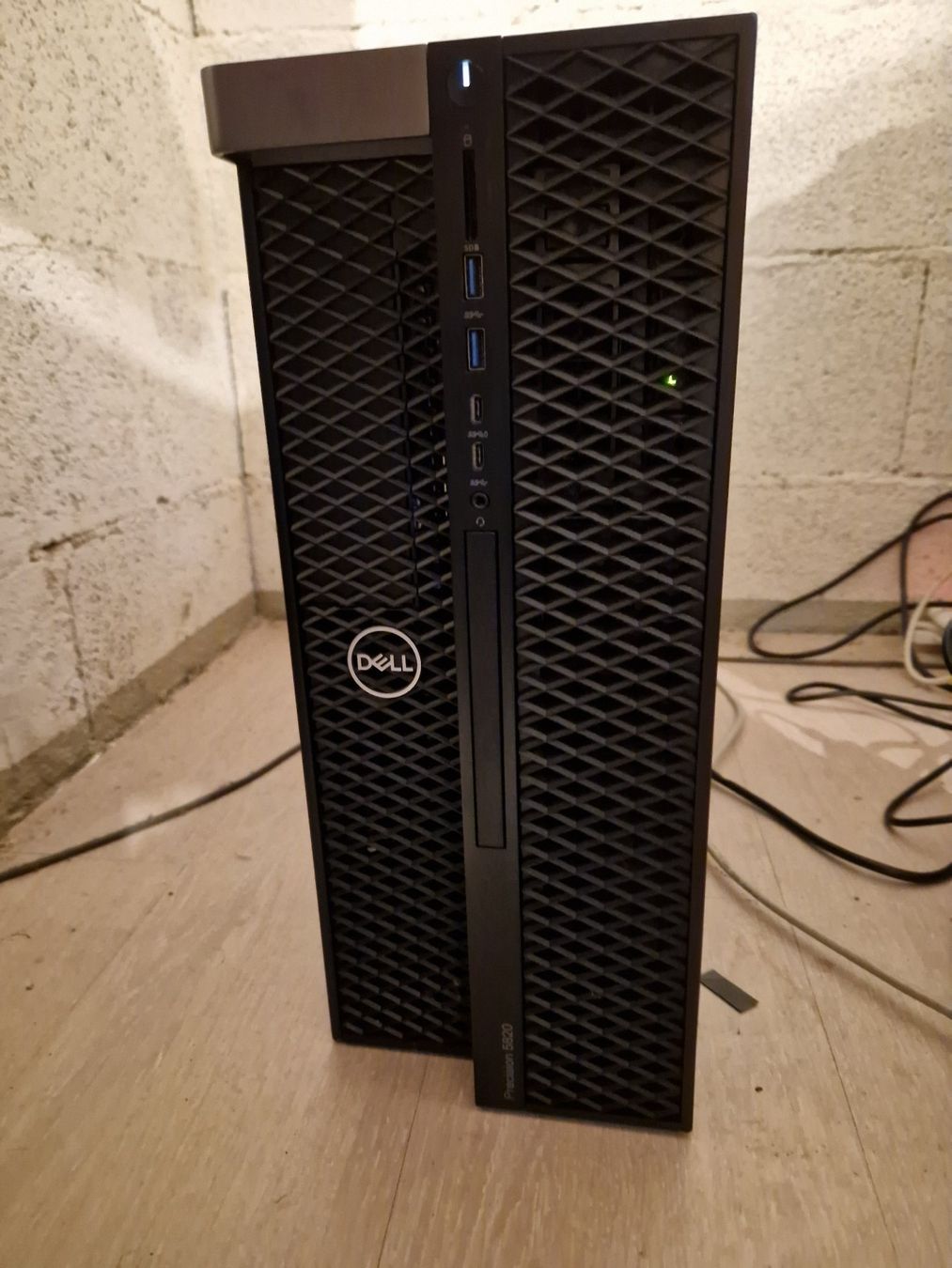 Dell Precision 5820 | Spécial IA & Inférence | 32 Go VRAM (D'occasion ...