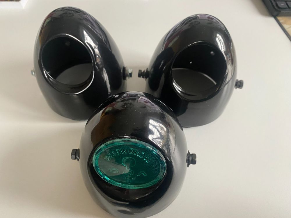 Lampentopf Eierlampe Ø 103 mm schw. (seitliche Bef.) ab 1Fr. | Kaufen auf Ricardo