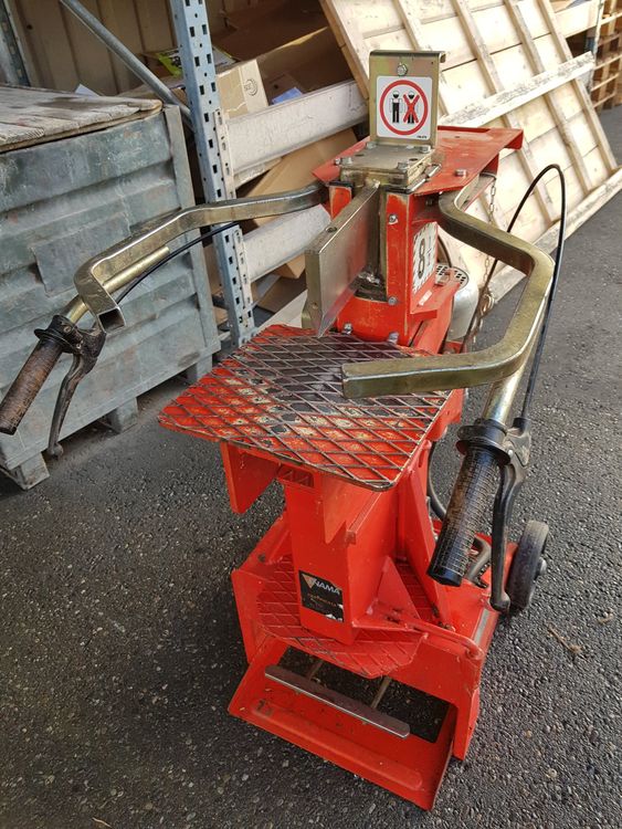 Holzspalter Jonsered Defekt (Defekt) in Lengnau AG für CHF 350 – nur Abholung auf Ricardo kaufen
