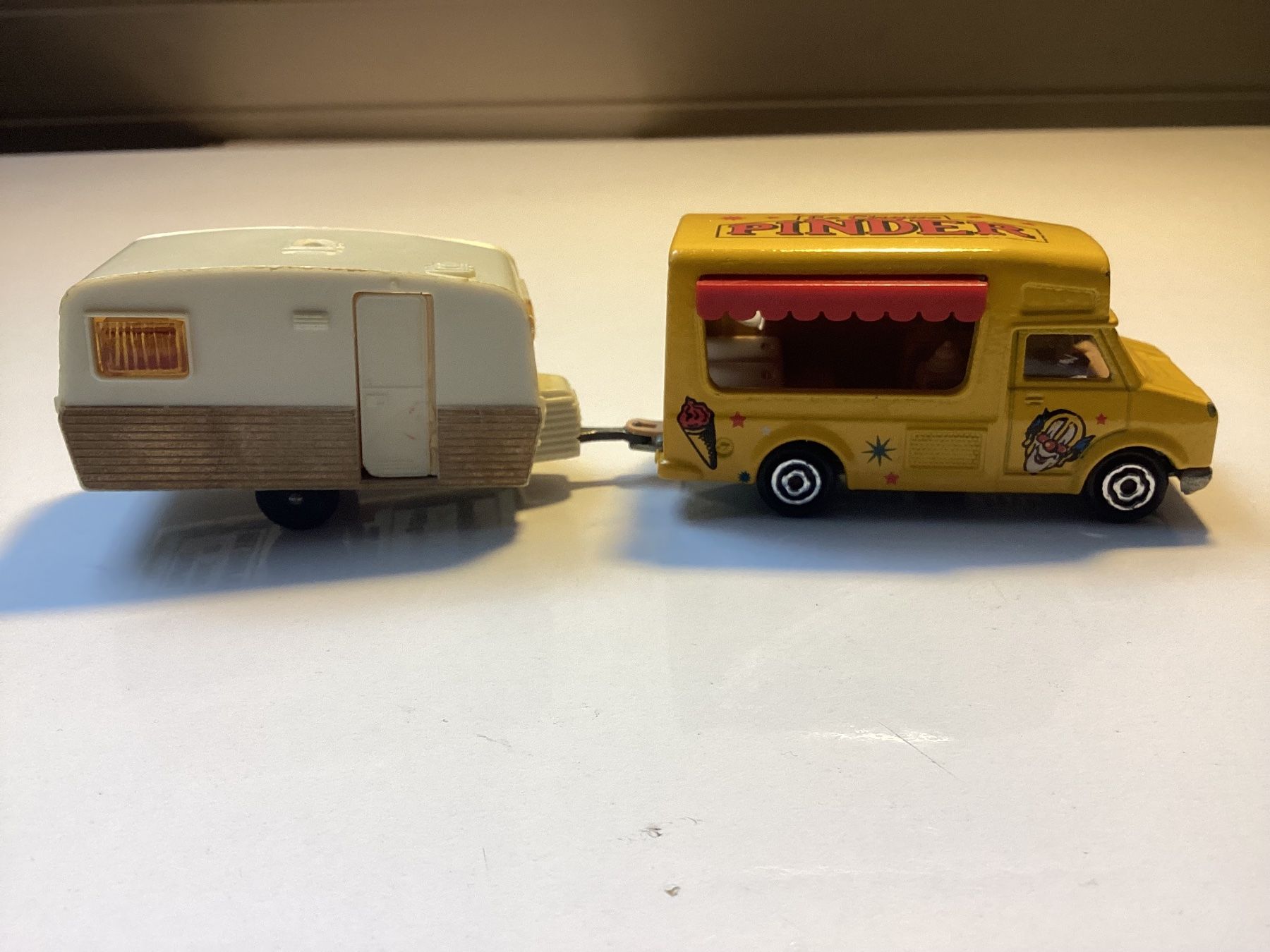 Majorette "PINDER CIRCUS ICE CREAM CAR & TRAILER“ selten (Gebraucht) in ...