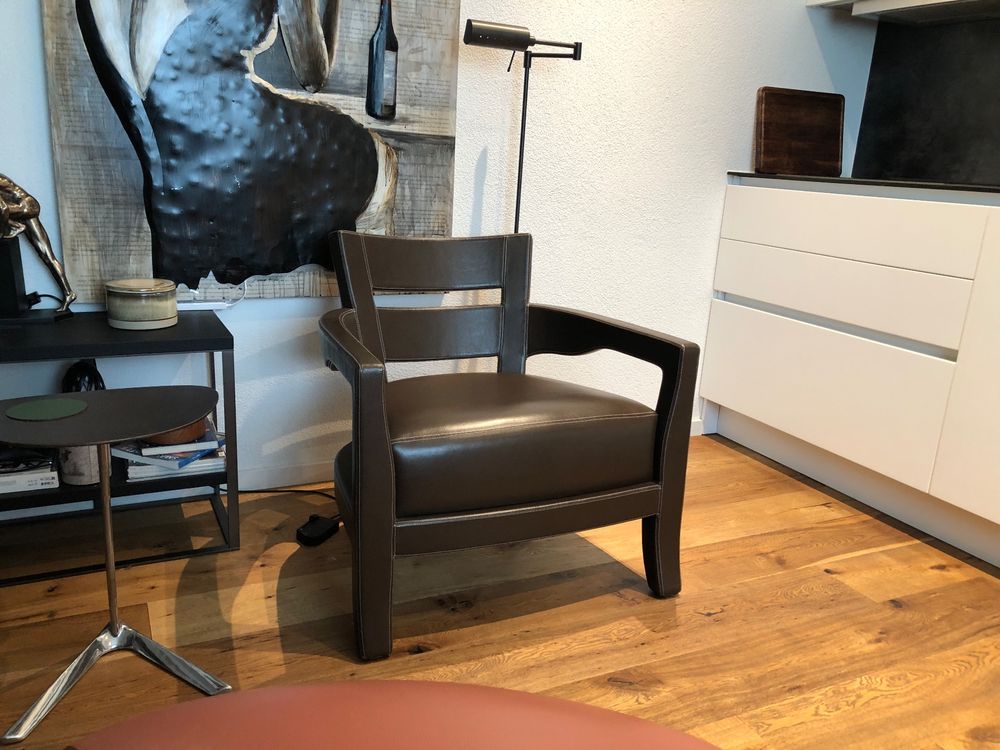 Promemoria AFRICA Large Armchair. NP: 12.000.- (Neu (gemäss ...