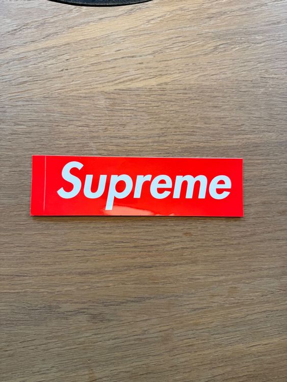 Supreme Box Logo Sticker | Kaufen auf Ricardo