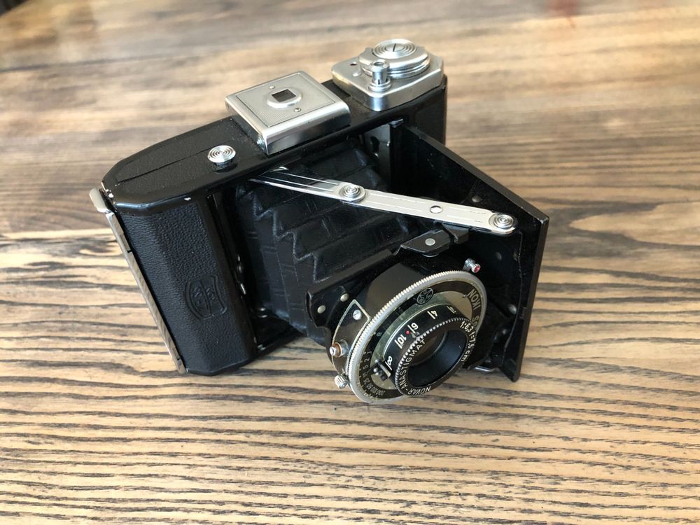 Zeiss Ikon KLIO Faltkamera Kamera (Gebraucht) in Kloten für CHF 59 – mit Lieferung auf Ricardo ...