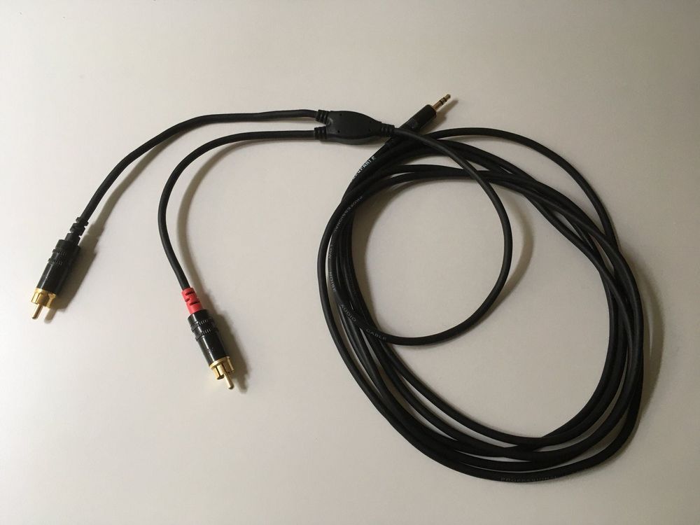 Mini Jack/2x Cinch 5m, Rock Cable RCIN5MPC (Gebraucht) in Aurigeno für ...