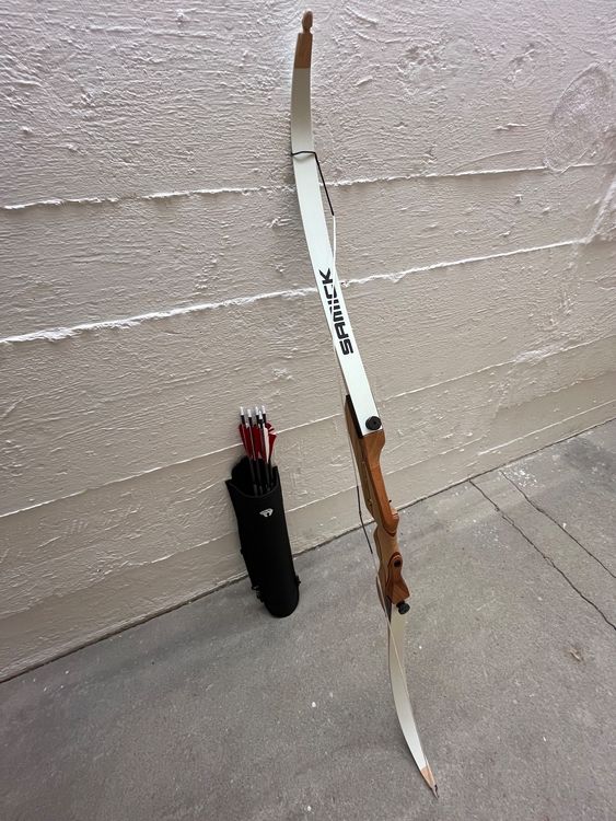 Samick Polaris 62" Recurve Bogen mit Köcher und 5 Pfeilen (Gebraucht) in Zürich für CHF 150 ...