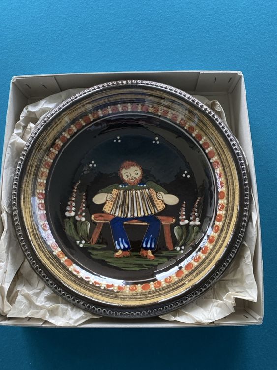 Wandteller von Kohler Biel (Neu und originalverpackt) in Hüttwilen für CHF 15 – nur Abholung auf ...