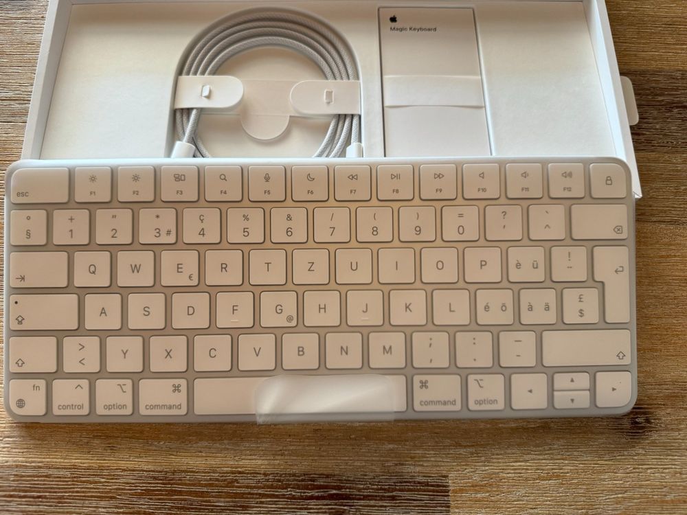 Apple Magic Keyboard Mini - CH Layout - Originalverpackt (Neu und ...