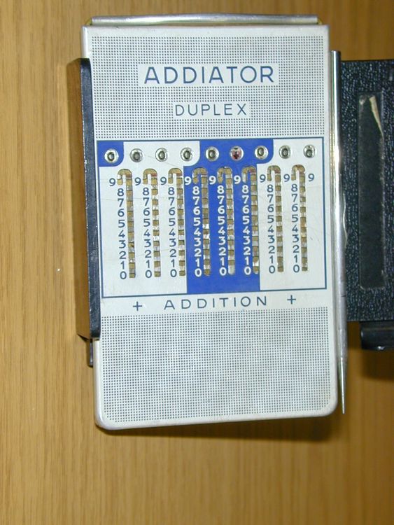 ADDIATOR DUPLEX ALU DESIGN METALL RECHNER guter Zustand (Gebraucht) in ...