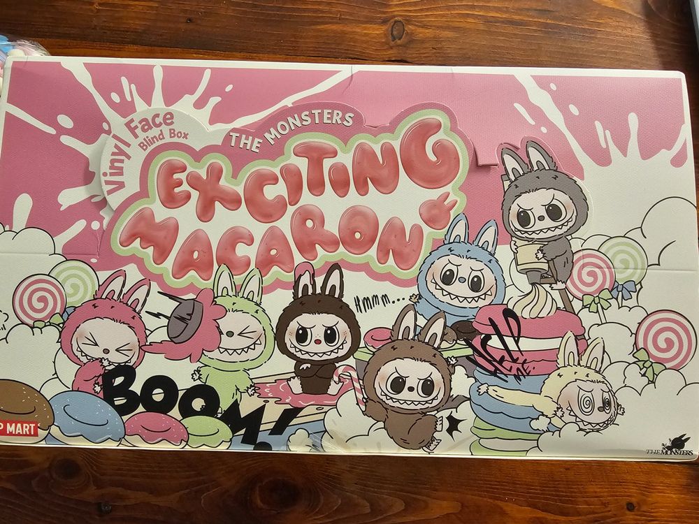 Original LABUBU Exiting Macaron Blind Box (Neu und originalverpackt) in Bonstetten für CHF 65 ...