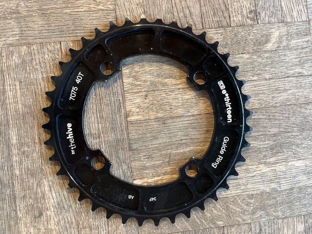 E13 Guide Ring 40T (Neu und originalverpackt) in Kägiswil für CHF 9 – mit Lieferung auf Ricardo ...