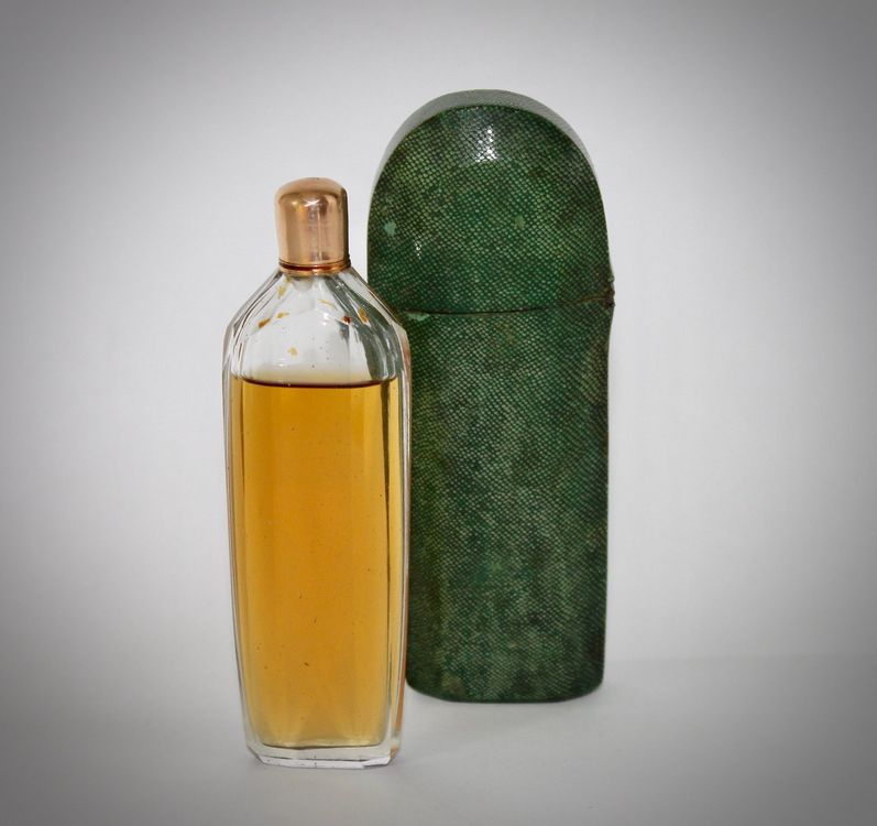 SELTENE, ALTE SALZFLASCHE MIT GALUCHAT ETUI, 18./19. JAHRH. (Gebraucht) in Grandcour für CHF 350 ...