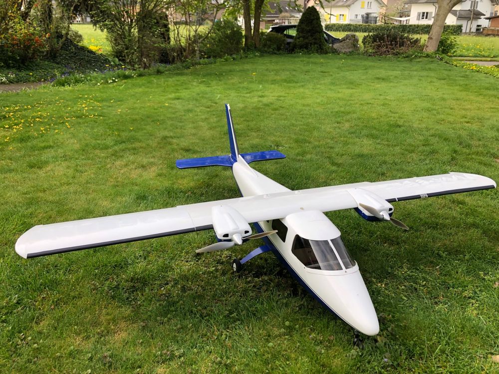 Modellflugzeug Partenavia P 68 (Gebraucht) in Dagmersellen für CHF 290 ...