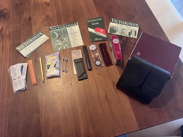 Victorinox SwissChamp Survival Kit SOS-Set 1.8816 (Uhr) (Neu und ...