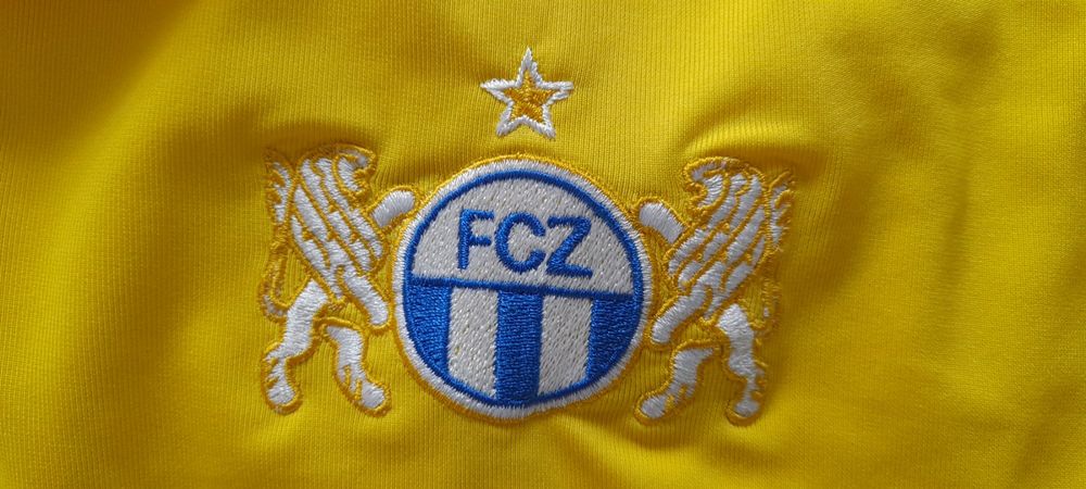 FCZ FC Zürich Trikot away (Gebraucht) in Bad Ragaz für CHF 74 – mit ...