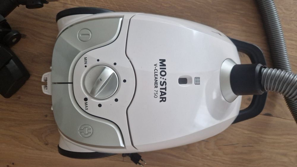 Mio Star V-cleaner 750 Staubsauger (Gebraucht) in für CHF 11 – nur ...