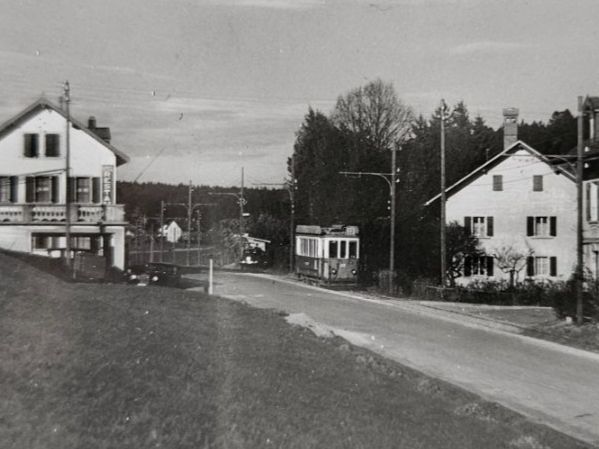 En Marin, sur Lausanne (Route de Berne, Epalinges) - tram ! (D'occasion ...