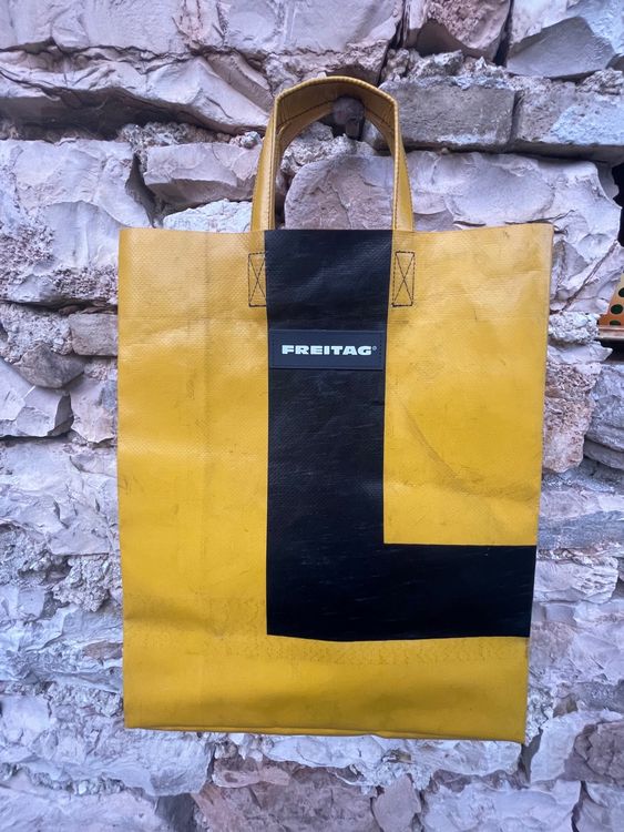 Freitag F52 Miami vice (Gebraucht) in Arsiè für CHF 115 – mit Lieferung ...