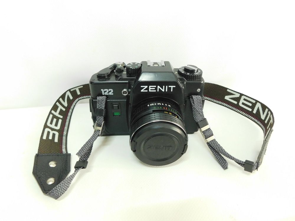 Zenit 122 Kamera 1990er (Gebraucht) in Emmenbrücke für CHF 200 – mit Lieferung auf Ricardo kaufen