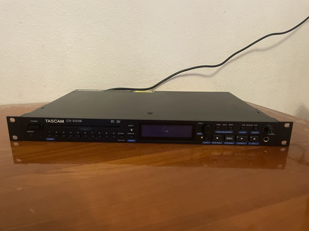Tascam CD-500B CD Player (Gebraucht) in Zürich für CHF 180 – nur ...