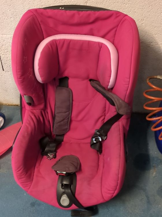 Siège auto enfant rose, parfait pour les beaux jours! (D'occasion) à Corminboeuf pour CHF 40 ...