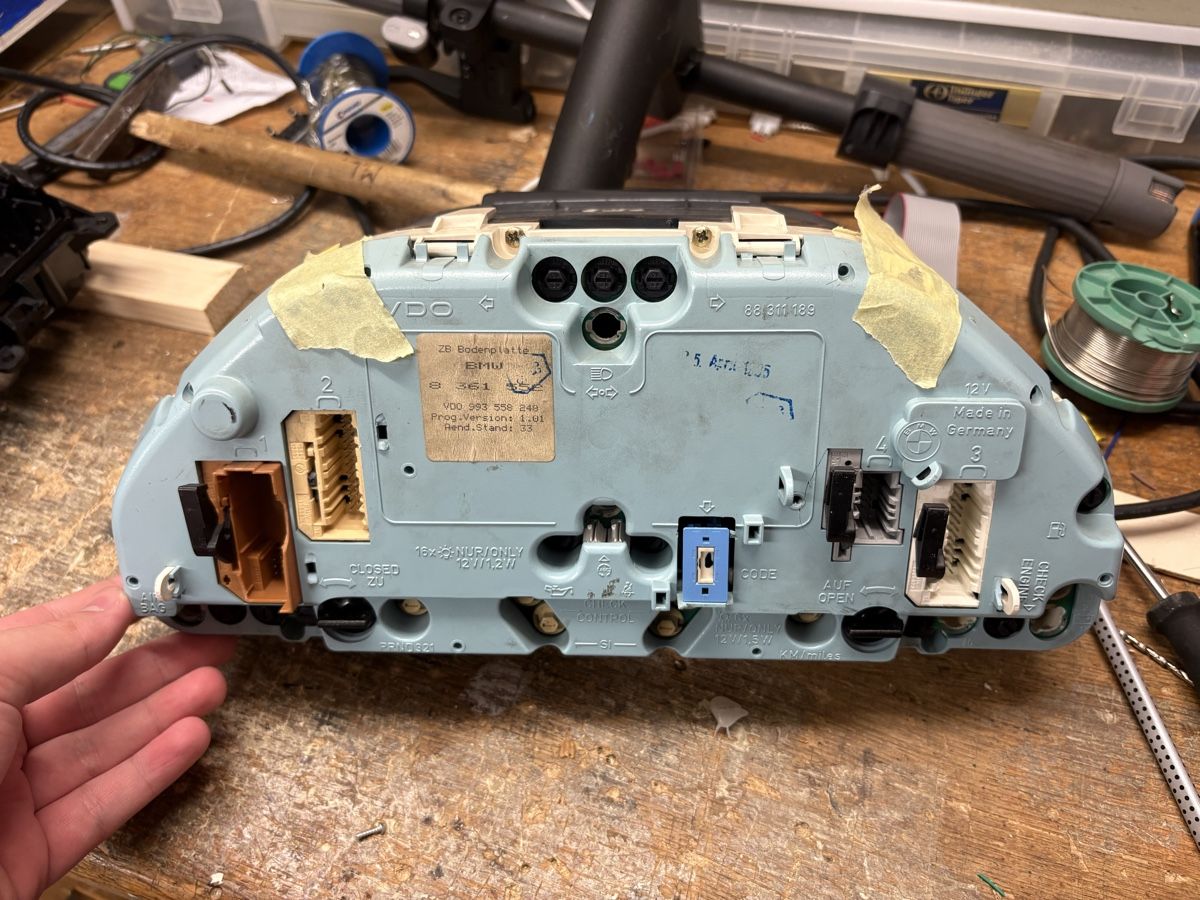 BMW E34 Kombiinstrument Tacho DEFEKT (Defekt) in Lüsslingen für CHF 40 ...