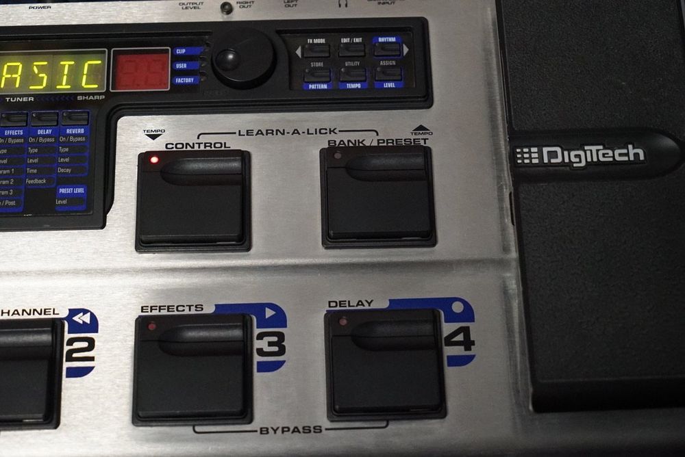 Digitech RP2000 Guitar Multi-Effects Processor (Gebraucht) in ...