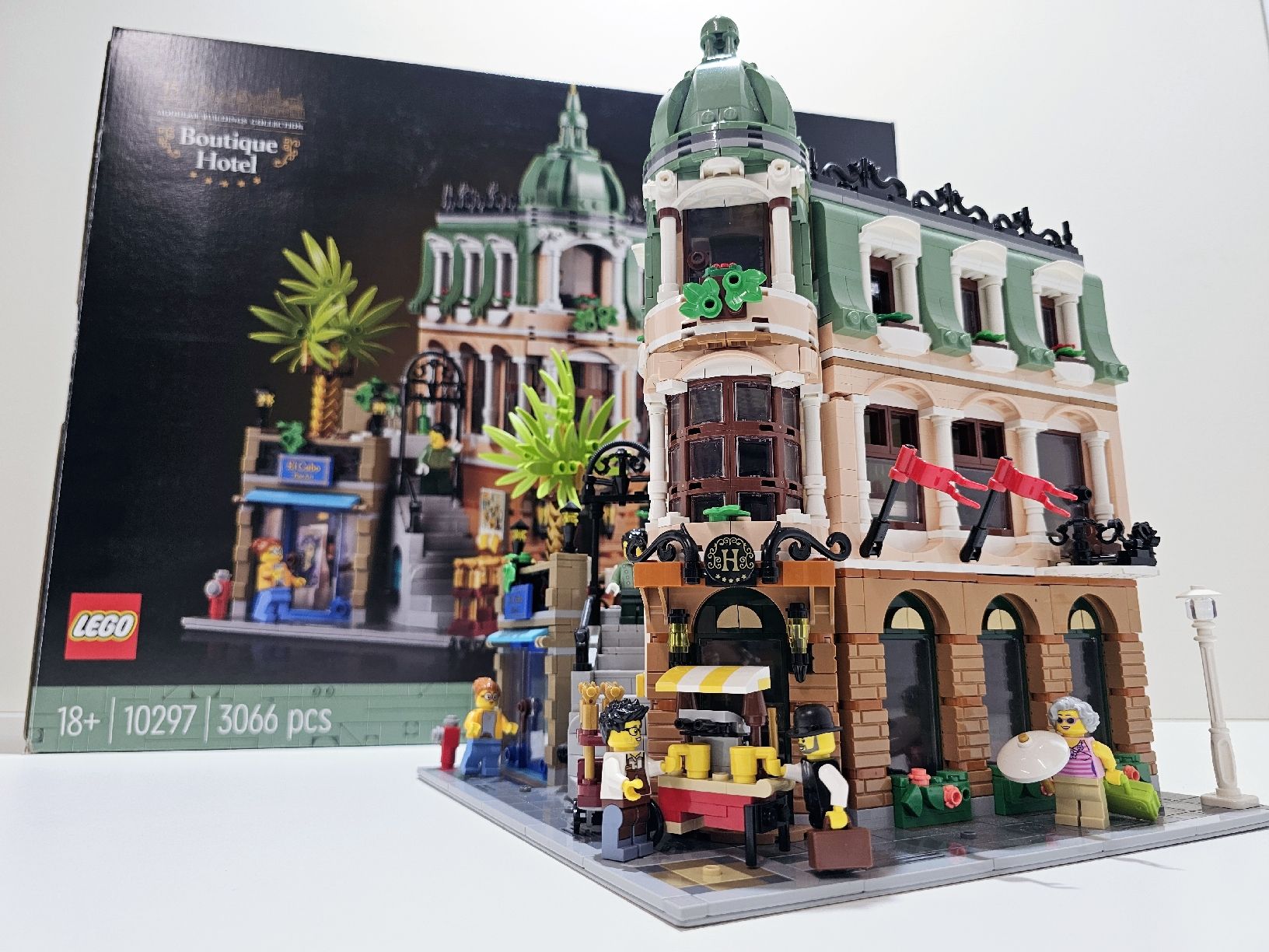 LEGO ICONS 10297 BOUTIQUE HOTEL 15 JAHRE MODULHÄUSER (Gebraucht) in ...