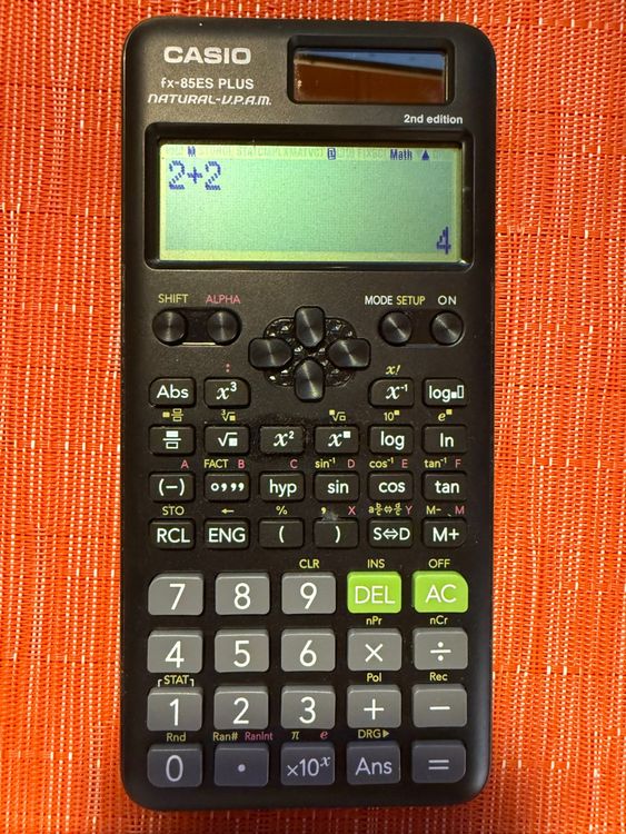 Casio fx-85ES PLUS 2nd edition (Neu (gemäss Beschreibung)) in Villars ...