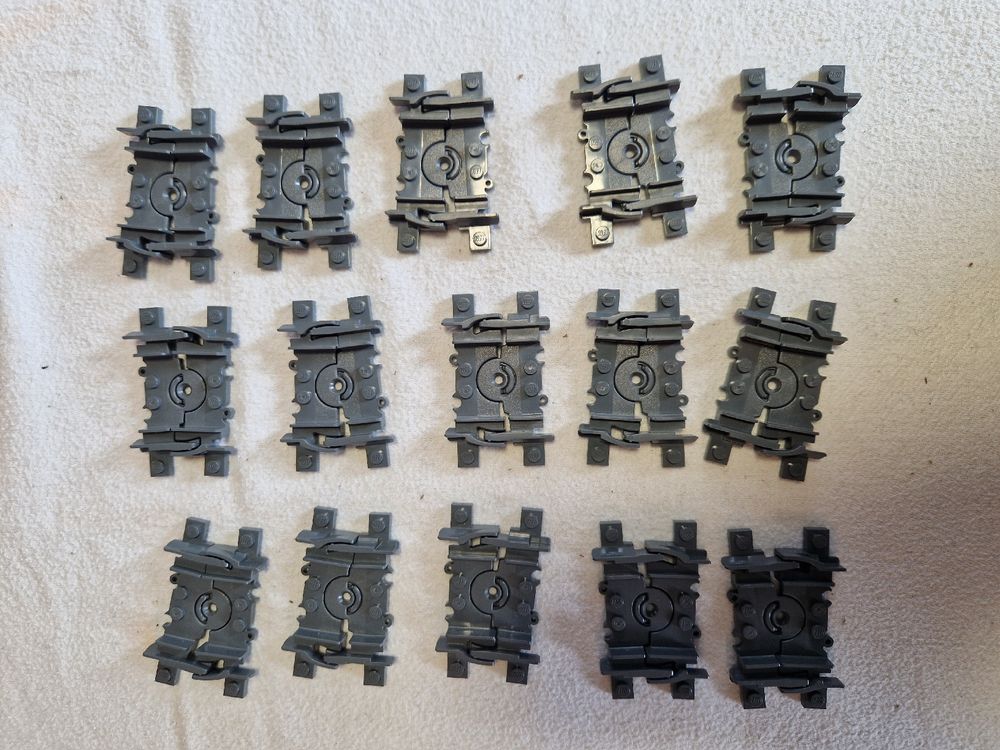Lego Schienen - 15 Flexible Schienenelemente (Gebraucht) in Fiesch für ...