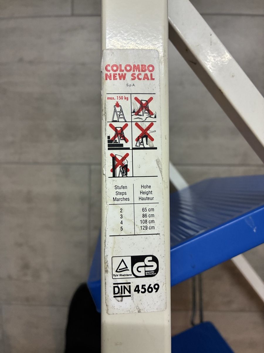 Colombo New Scal Trittleiter, 2 Stufen, Top Zustand! (Gebraucht) in ...