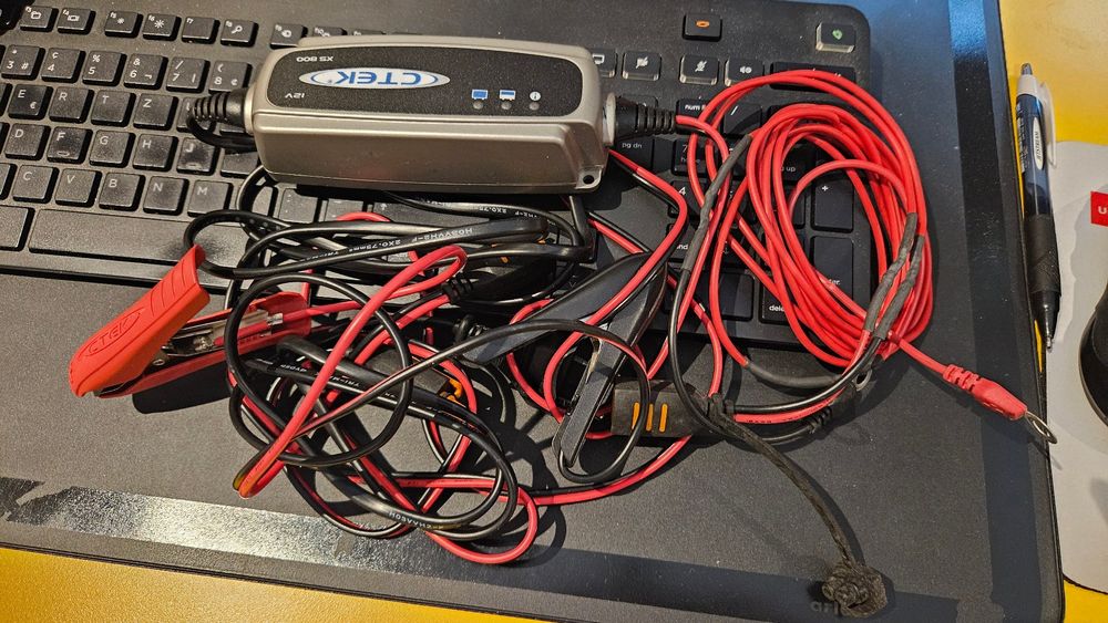 Batterieladers CTEK XS 800 mit Pulserhaltungladung ab 10.- (Gebraucht ...