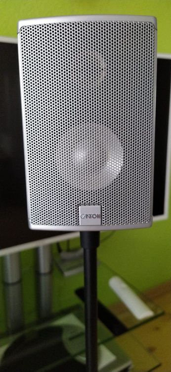 Canton Regallautsprecher CD10 mit Stativ | Kaufen auf Ricardo