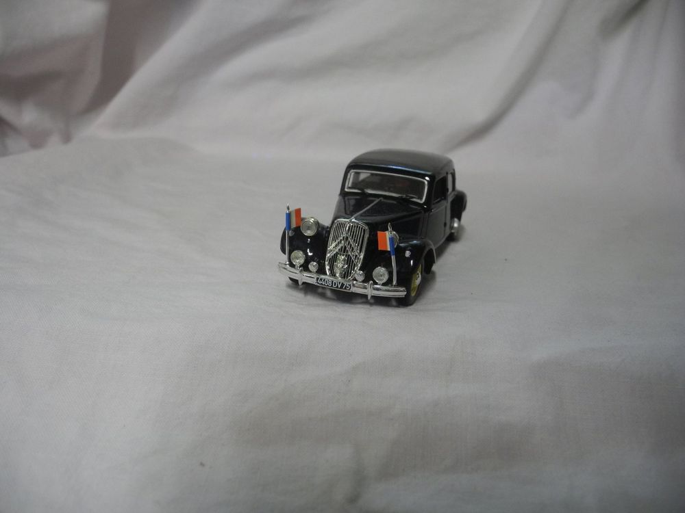 NOREV CITROEN TRACTION 15 CV 1:43 NEUWERTIG | Kaufen auf Ricardo