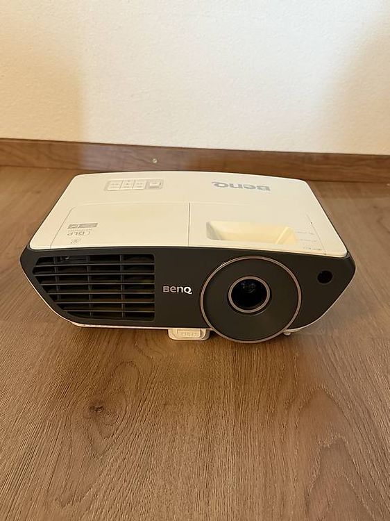 BenQ Beamer, Heimkino Projektor, Top Zustand! Full HD (Gebraucht) in ...
