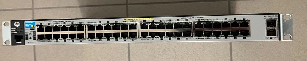 HP 48 Port PoE Gigabit Switch 2530-48G (Gebraucht) in Wil ZH für CHF 350 – mit Lieferung auf ...