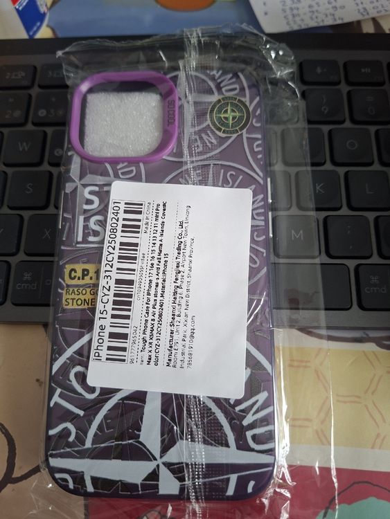 Coque iphone 15 Stone island (Neu und originalverpackt) in noréaz für ...