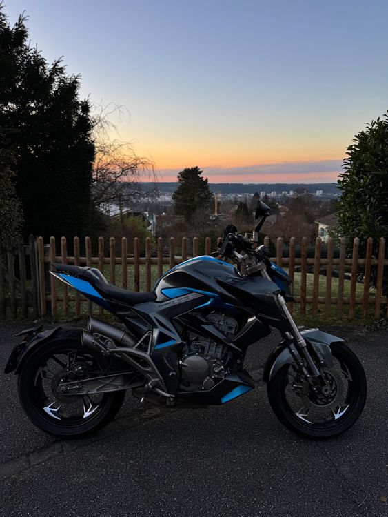 Zontes ZT310-R in Blau - Top Zustand, Nur 5.300 km | Kaufen auf Ricardo