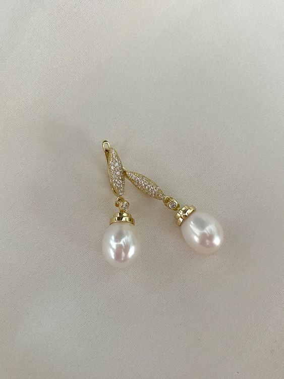 Perlen Ohrringe/ Echte Süsswasserperlen (Neu und originalverpackt) in Sarnen für CHF 130 – mit ...