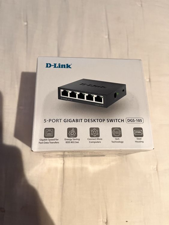 D-Link DGS-105 Gigabit Switch 5 Port - Neu (Neu und originalverpackt ...