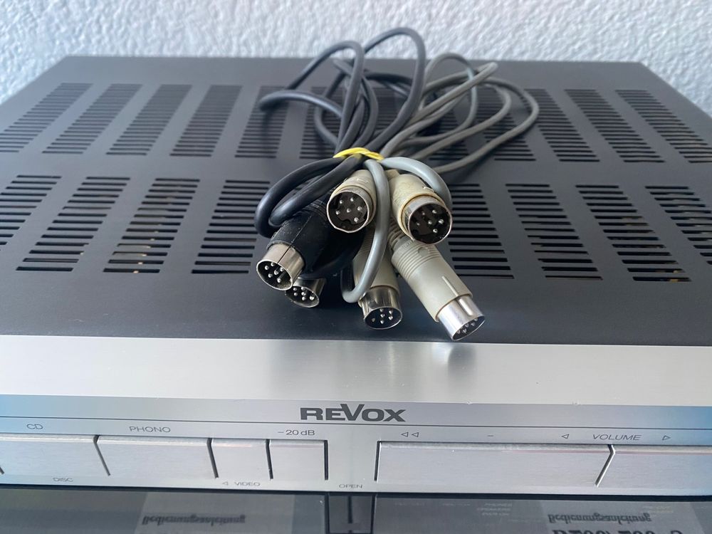 ReVox B 250 Amplifier & ReVox B 200 Controller (Gebraucht) in ...