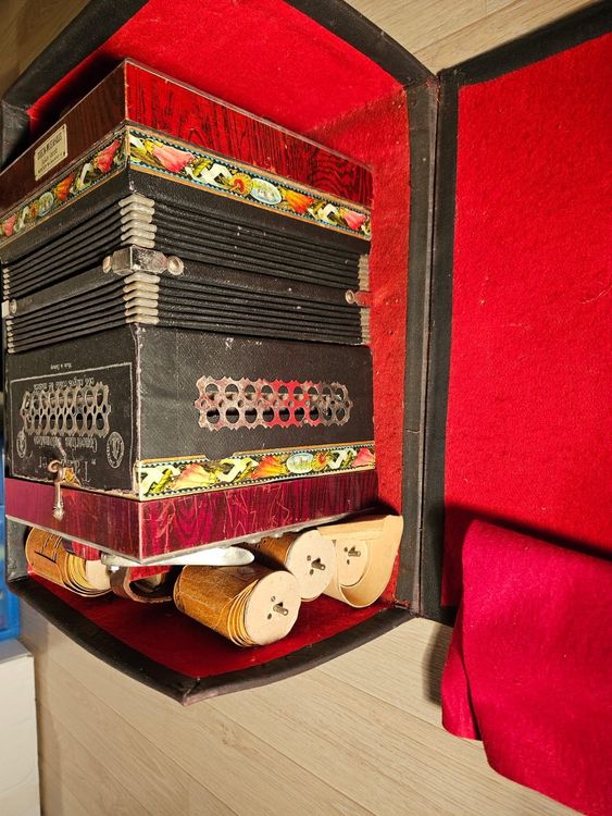 Rare Concertina Automatic Tanzbär 1905 (Gebraucht) in Laupen für CHF ...