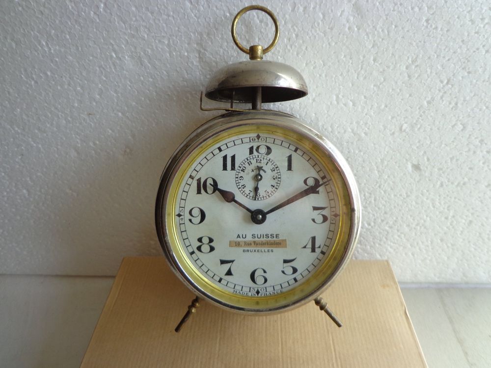 Wecker antik mit einer Glocke | Kaufen auf Ricardo