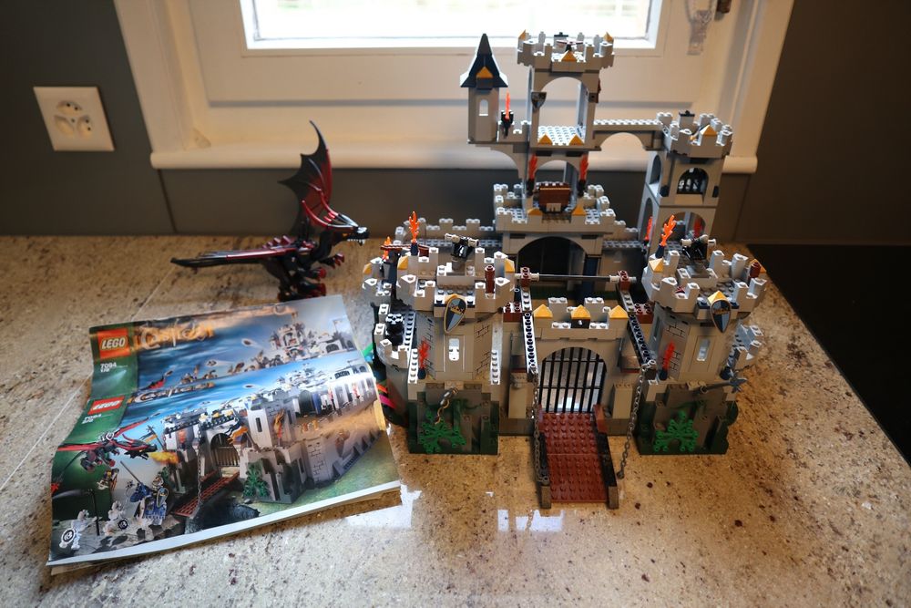 LEGO Castel Château Fort Dragon 7094 + 6032 (Gebraucht) in cheiry für ...