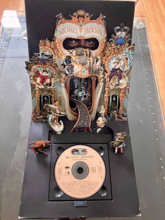 Coffret Collector Michael Jackson Dangerous Pop-Up (Gebraucht) in lausanne für CHF 70 – mit ...