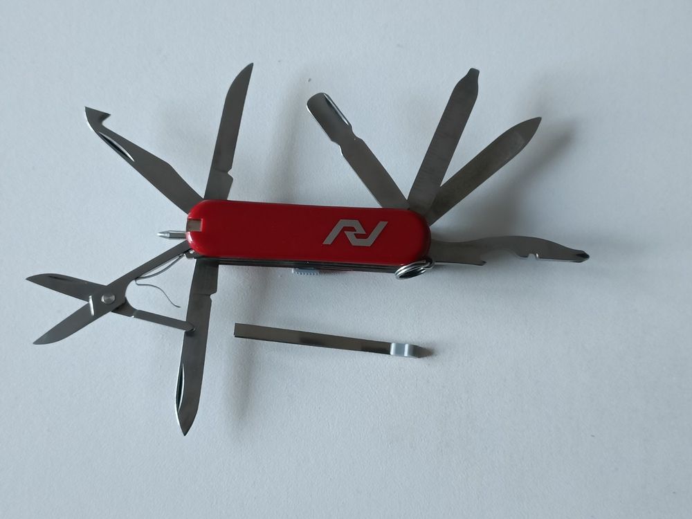 Mini champ Victorinox spécial stylo (Gebraucht) in Vernayaz für CHF 29 ...