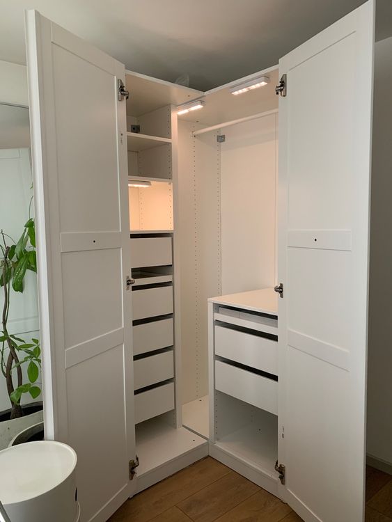 Schöne Eckschrank Ikea Wohnzimmer Fotos