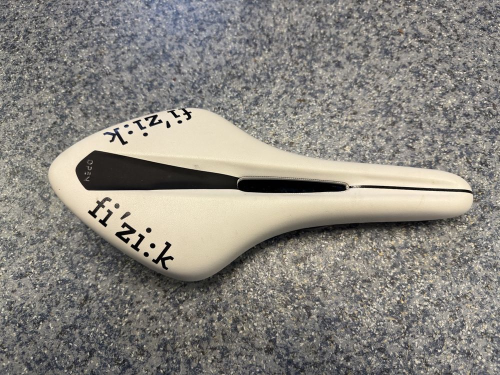 Sattel | Fizik Arione R3 Open White | Kaufen auf Ricardo
