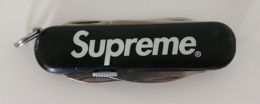 SUPREME X VICTORINOX SWISS ARMY MANAGER POCKET KNIFE (D'occasion) à ...