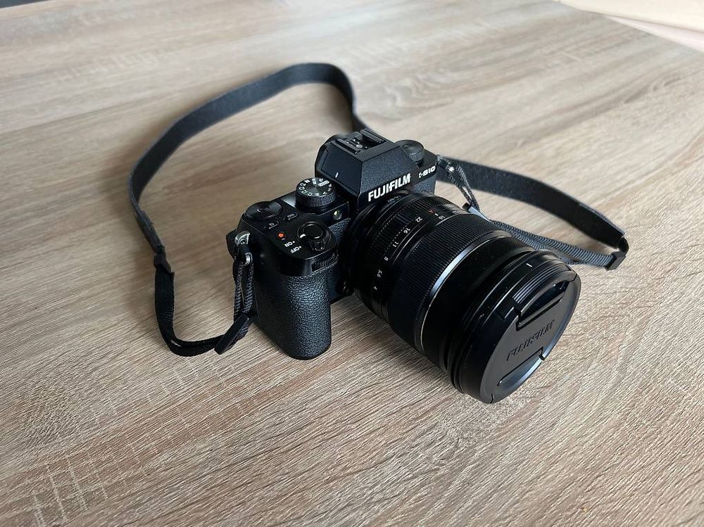 FUJIFILM X-S10 + XF 16-80mm f/4 R OIS WR Kit (26 MP, APS-C) (Gebraucht ...
